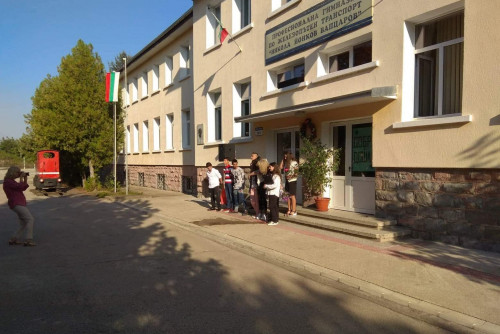 Проектът „Заедно напред” реализира стартирането на две нови паралелки в ...