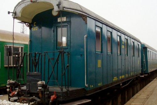 Теснолинеен вагон С764 502 / BDZ.bg